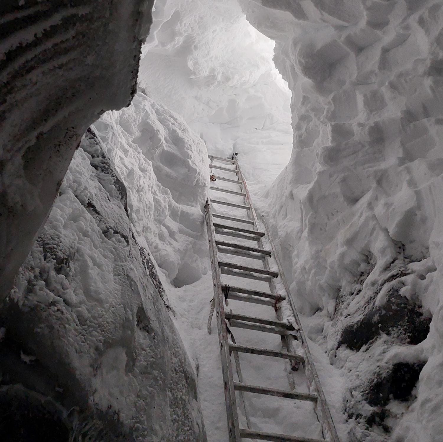 Svalbard Ice Cave Tour: Our Experiences